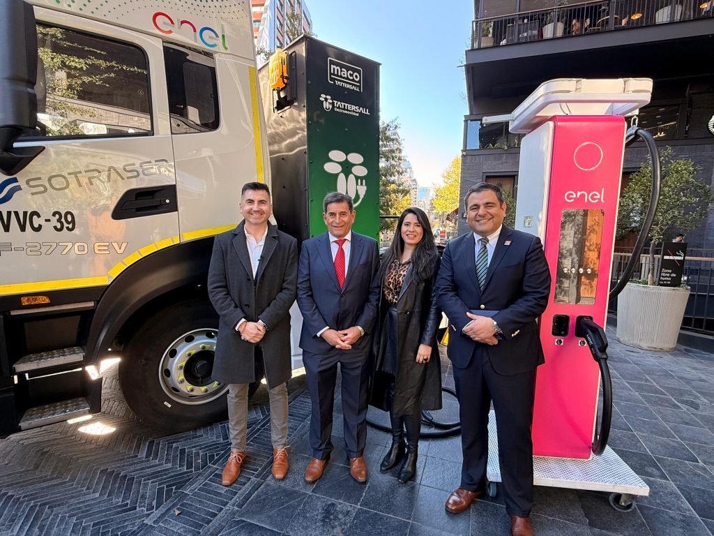 ISA Vías y Enel presentan la primera carretera eléctrica de alta ...